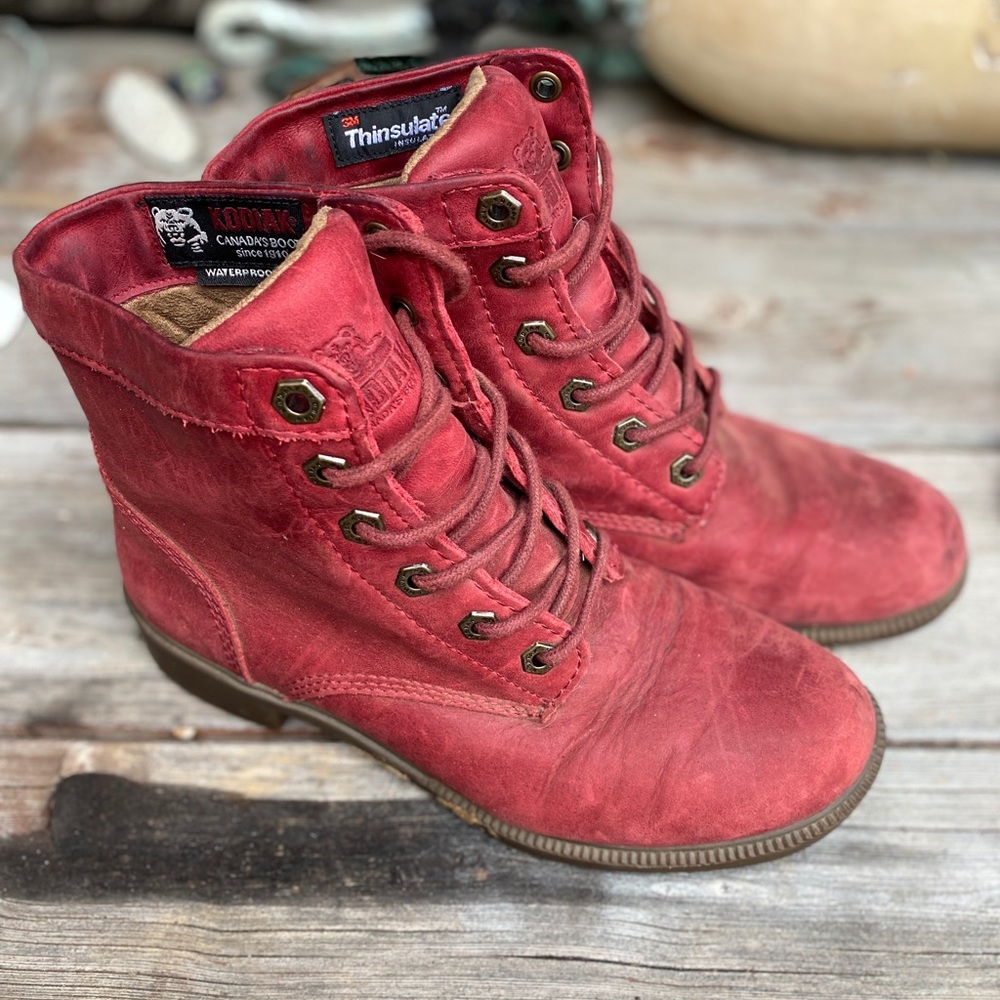 Kodiak Red Leather All Season Thinsulate Boots - Gem